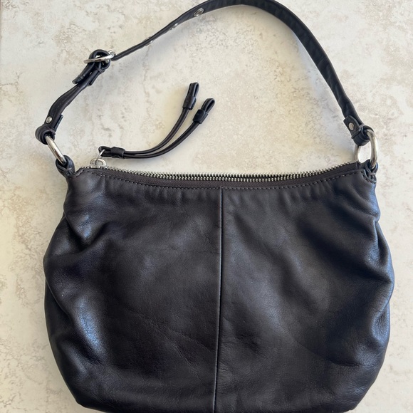Coach | Bags | Coach Black Leather Shoulder Bag | Poshmark